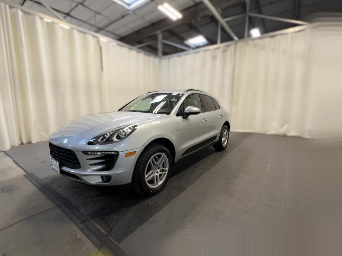 Used 2018 Porsche Macan | Carvana