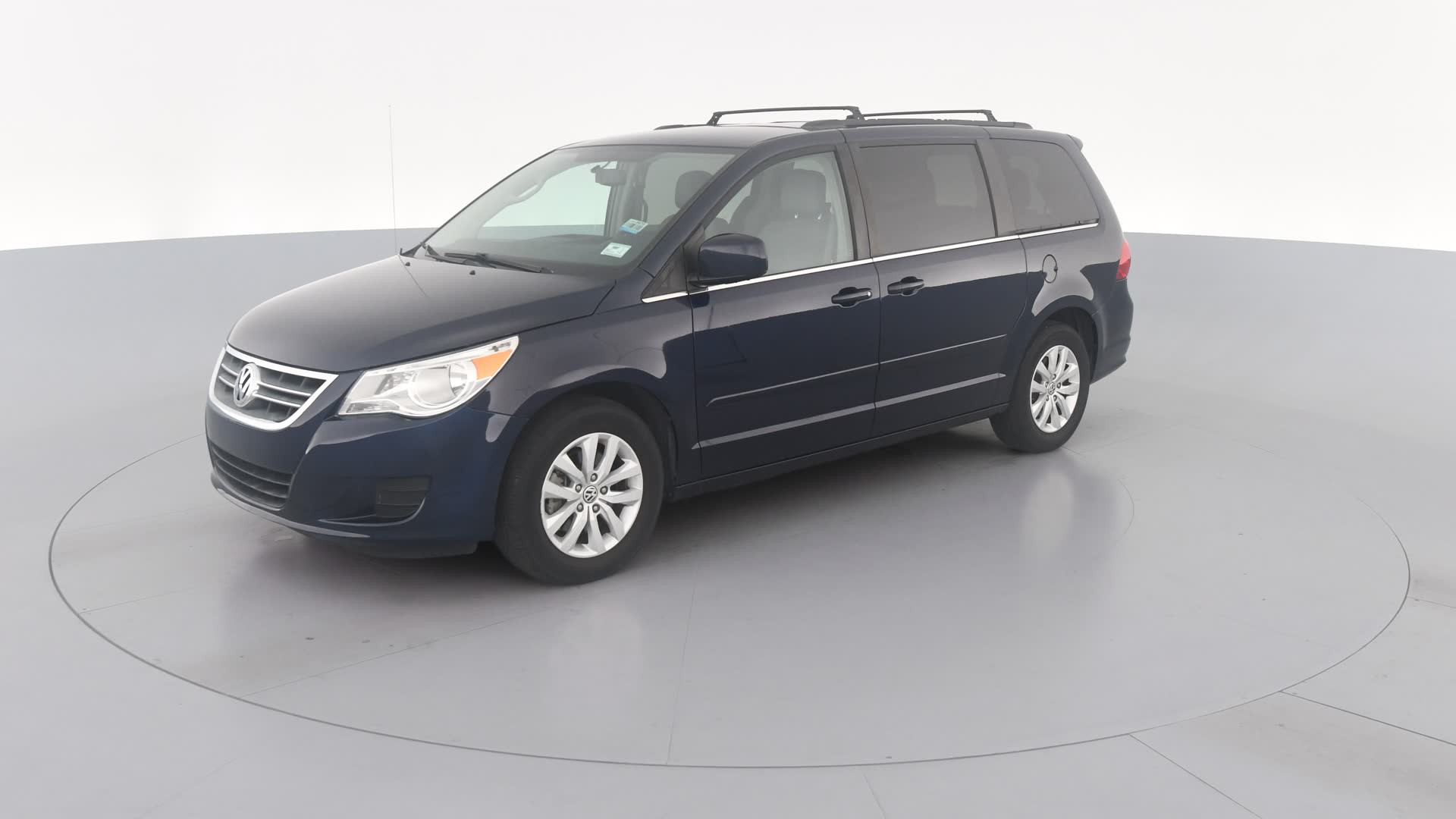 Used 2014 Volkswagen Routan | Carvana