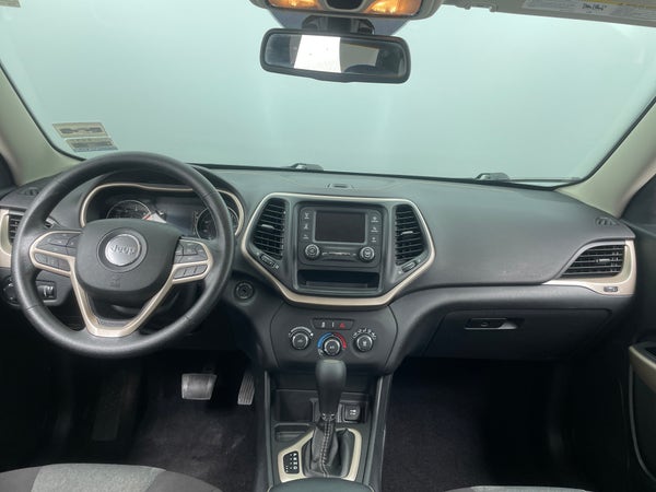 Used 2017 Jeep Cherokee | Carvana