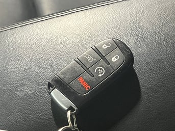 Used 2018 Jeep Grand Cherokee | Carvana